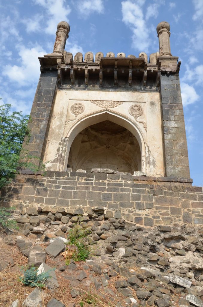 Masjid in the Village site - ARCHAEOLOGICAL SURVEY OF INDIA