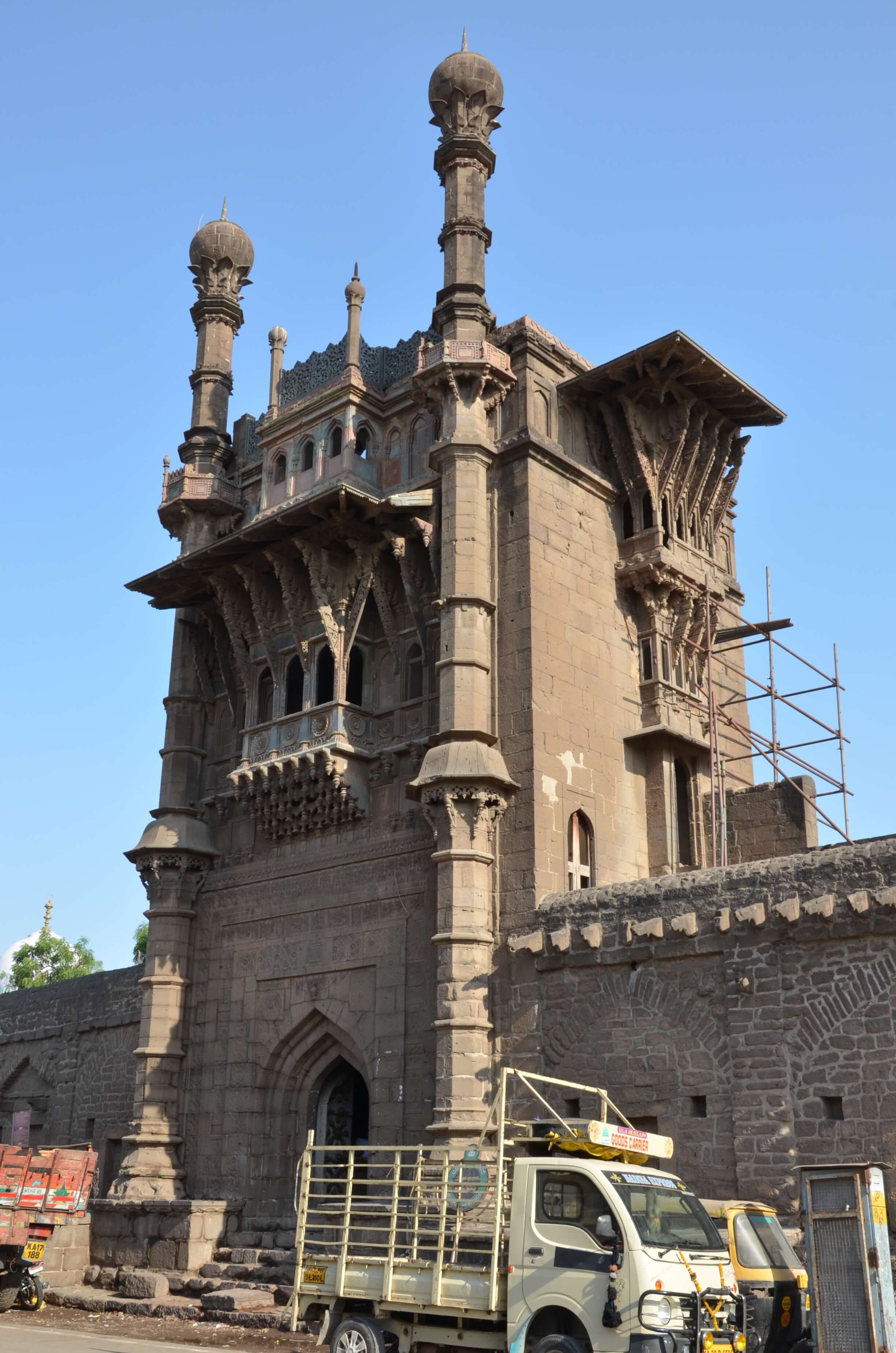 The Mehtar Mahal - ARCHAEOLOGICAL SURVEY OF INDIA